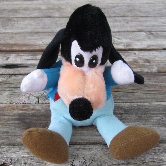 Disney | Holiday | Mickeys Christmas Carol Goofy Plush Walt Disney ...